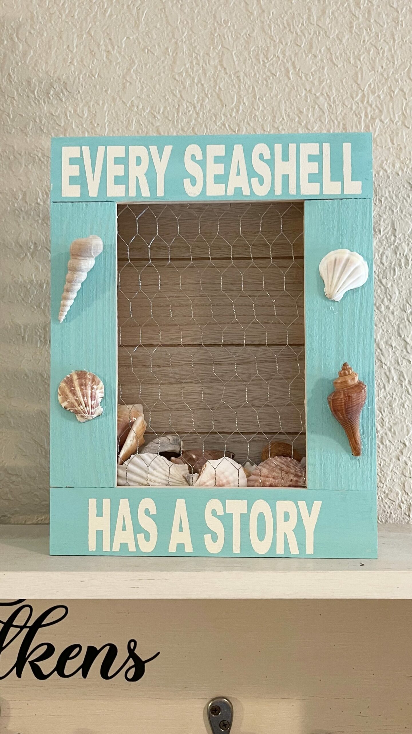 15 Dollar Tree DIYs for Your Beach-Themed Home! - Crafty Beach