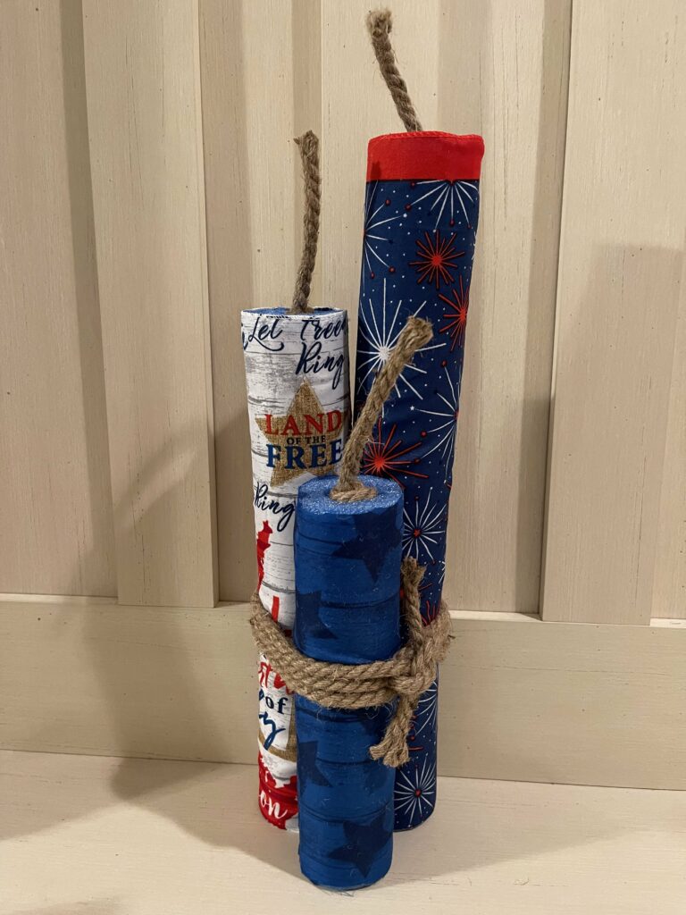 15 Coastal Patriotic Dollar Tree DIYS! 4th of July - Crafty Beach